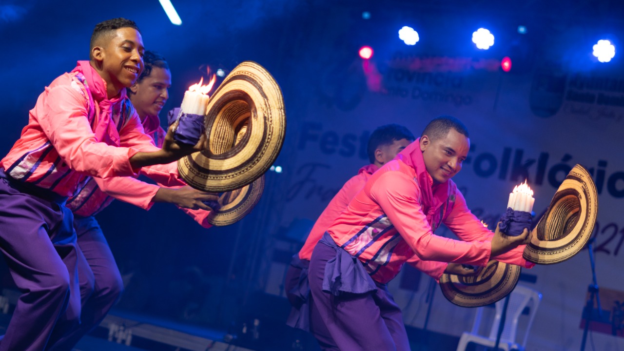 Hoy inicia Festival Folklórico Internacional Fradique Lizardo en SDE