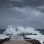 Prevén chubascos y oleaje peligroso producto de los efectos indirectos del huracán Lee